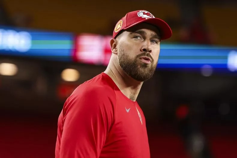 Travis Kelce and Taylor Swift covered $182,000 in overdue library fines ...