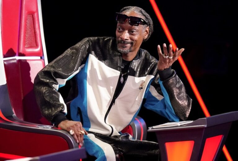 Late-Night Studio Visit Turns Emotional — Rihanna and Rocky meet Snoop ...